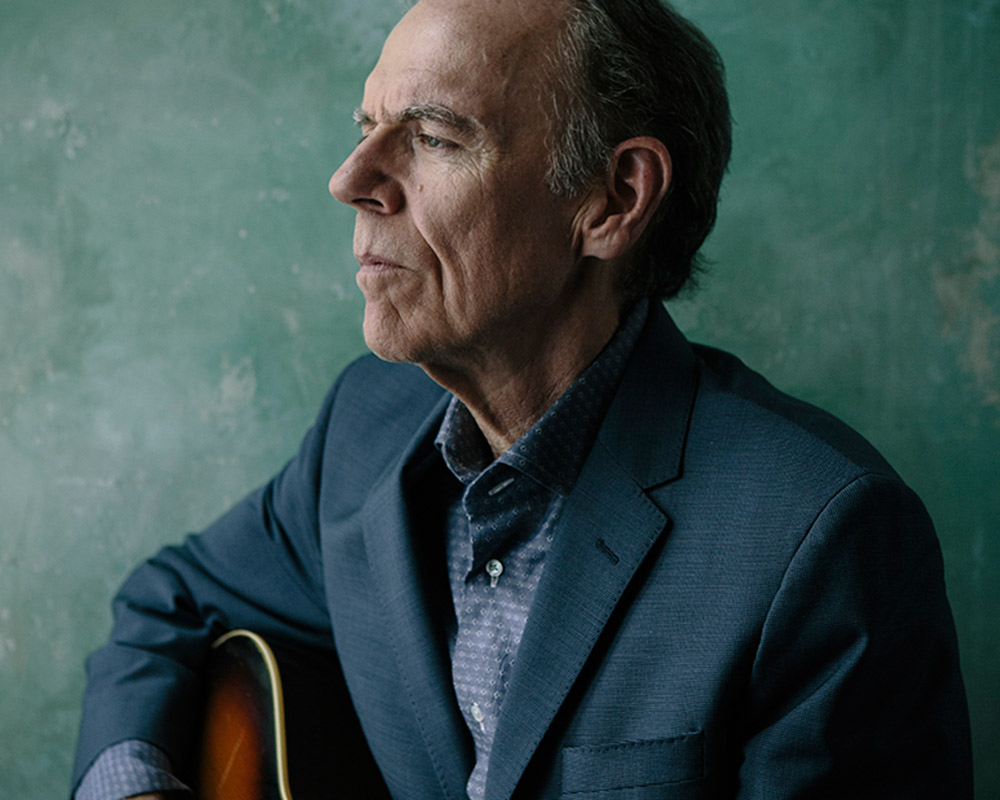 Singer-songwriter John Hiatt brings intimate show to MSU Riley Center ...