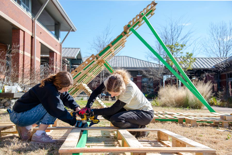 Constructive Learning | Mississippi State University