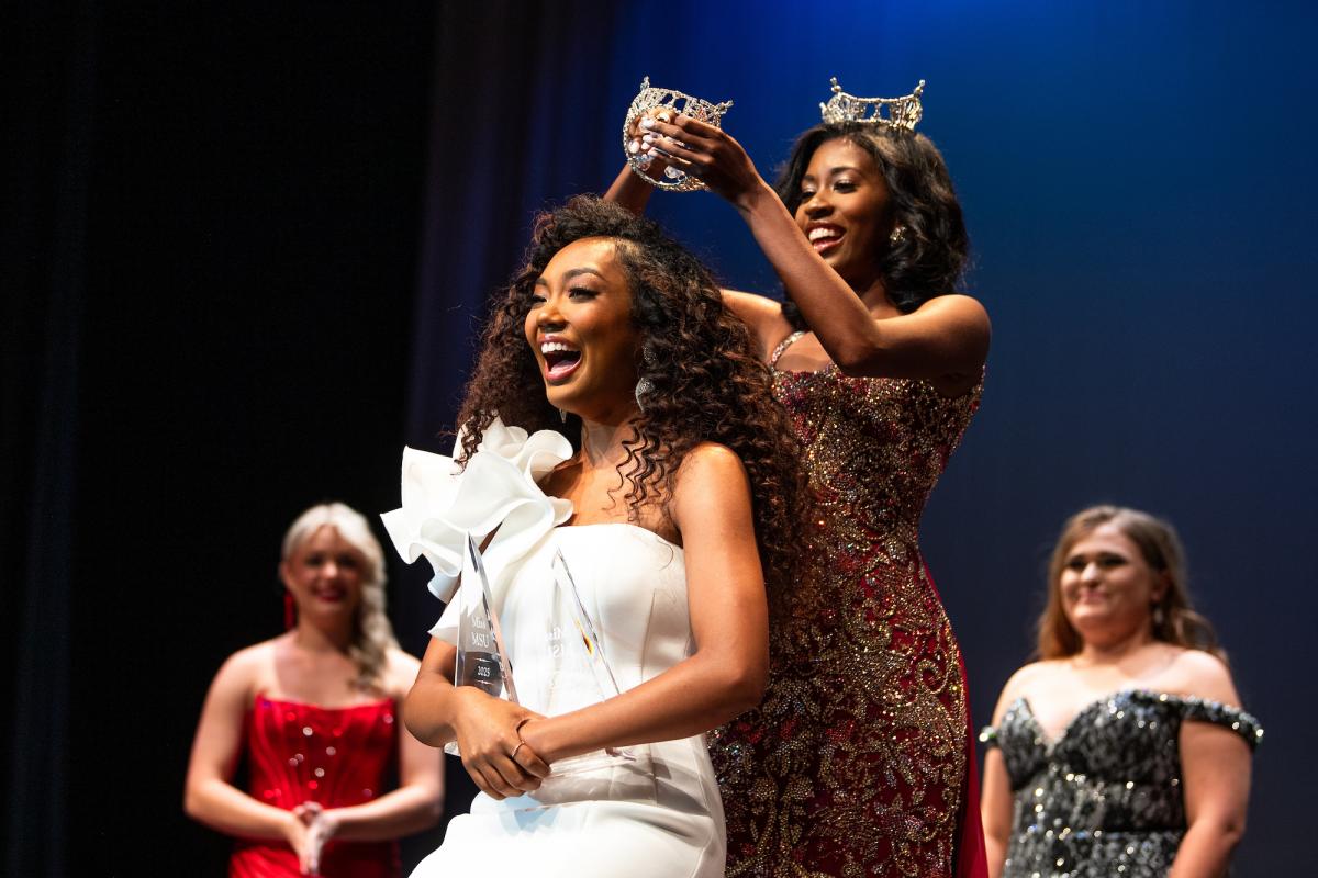 Biological sciences major Sarah Randolph crowned Miss Mississippi State ...