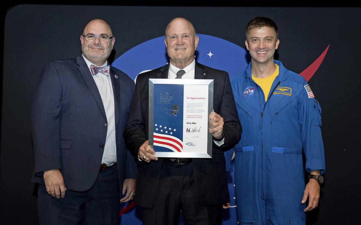 MSU alumnus receives prestigious NASA award for contributions to ...